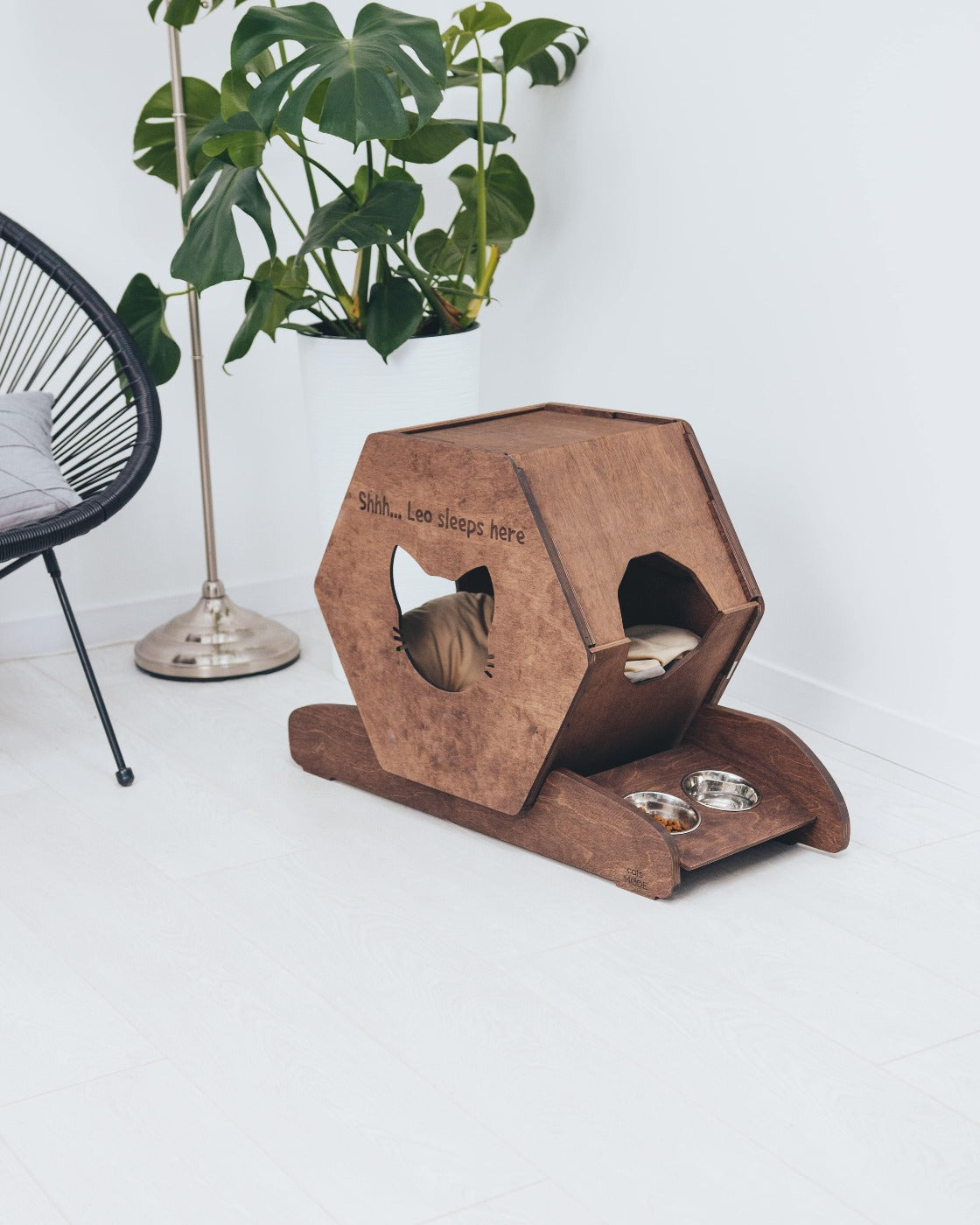Cat House Stand CatsMode